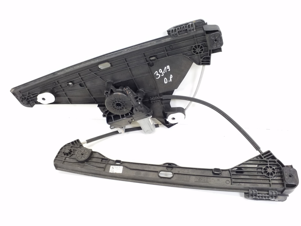 Used Opel Corsa Front door window lifter 9829043380