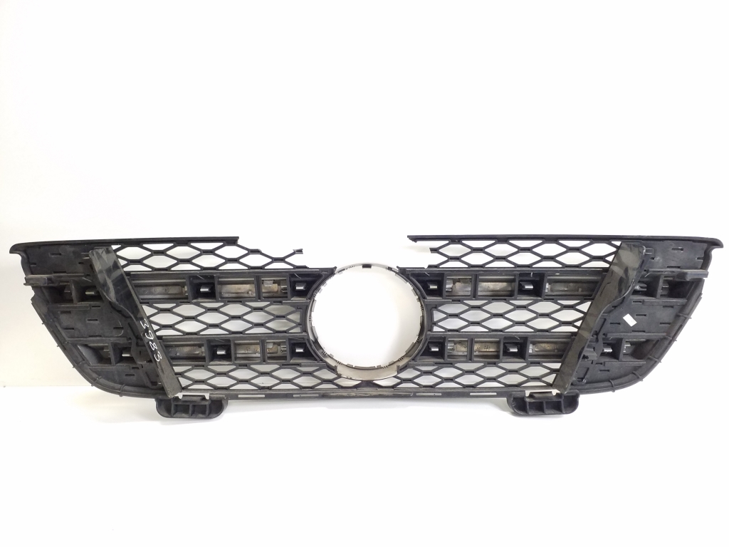 Used Mercedes Benz GL-Class Front grille A1648800185
