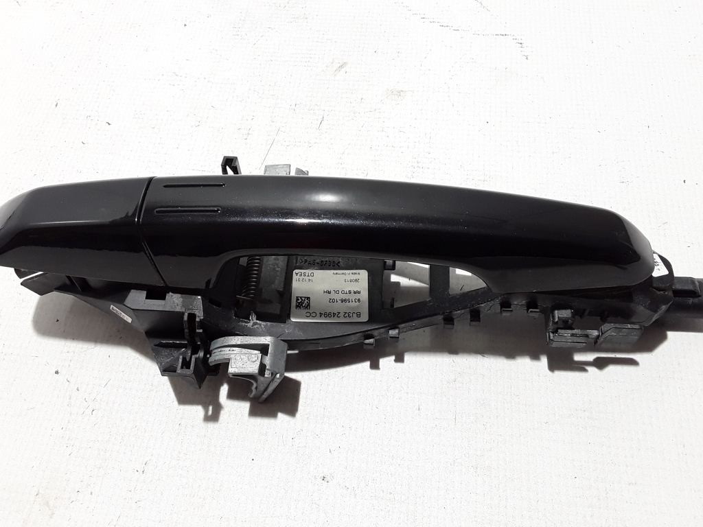 Used Land Rover Evoque Rear side door opening handle outer and its details