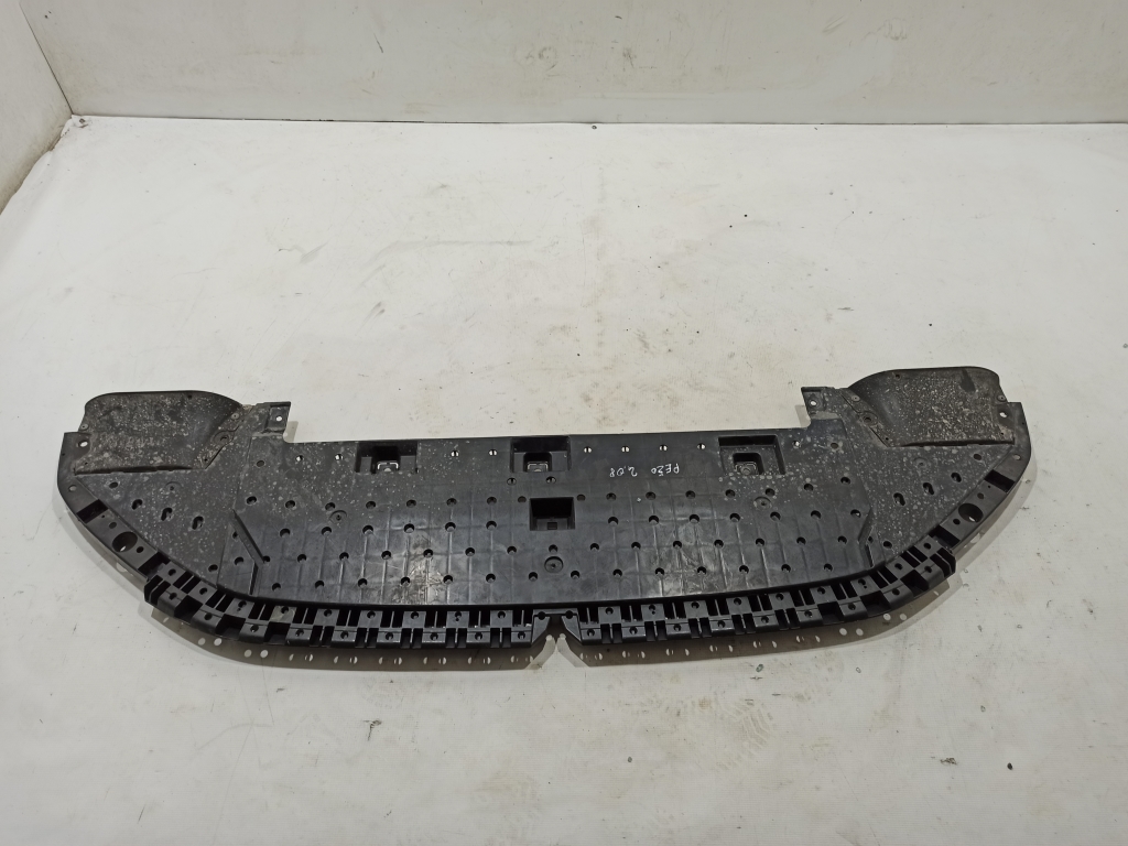 Used Peugeot 208 Front underbody protection 9823206580