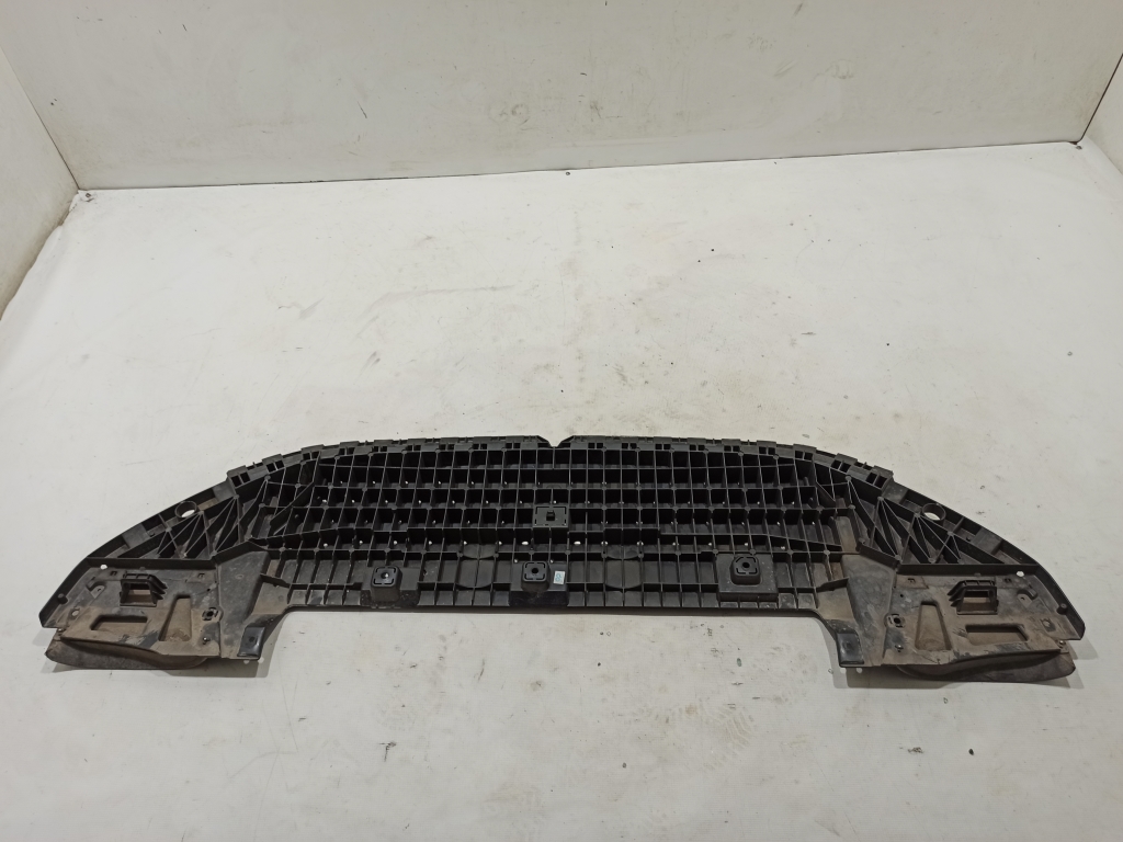 Used Peugeot 208 Front underbody protection 9823206580