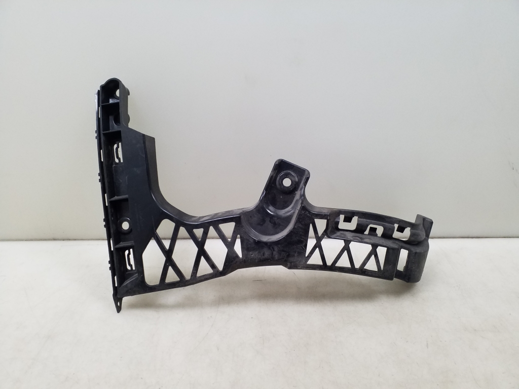 Used Mercedes Benz CLA-Class Rear bumper bracket A1188850100