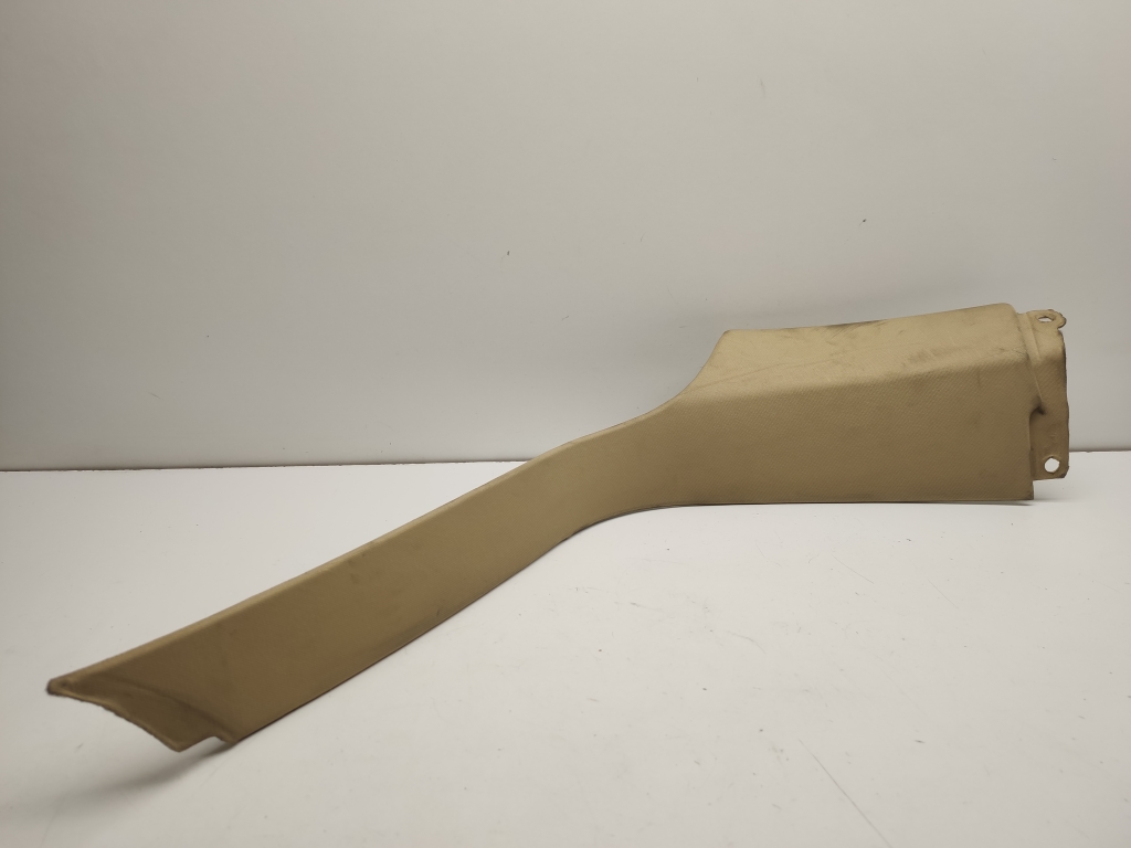 Used Mercedes Benz ML-Class Interior trim of the rear strut A1646902425