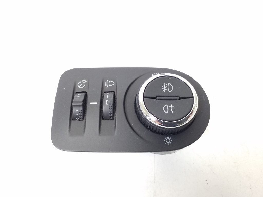 Used Opel Corsa Light on switch 39201661