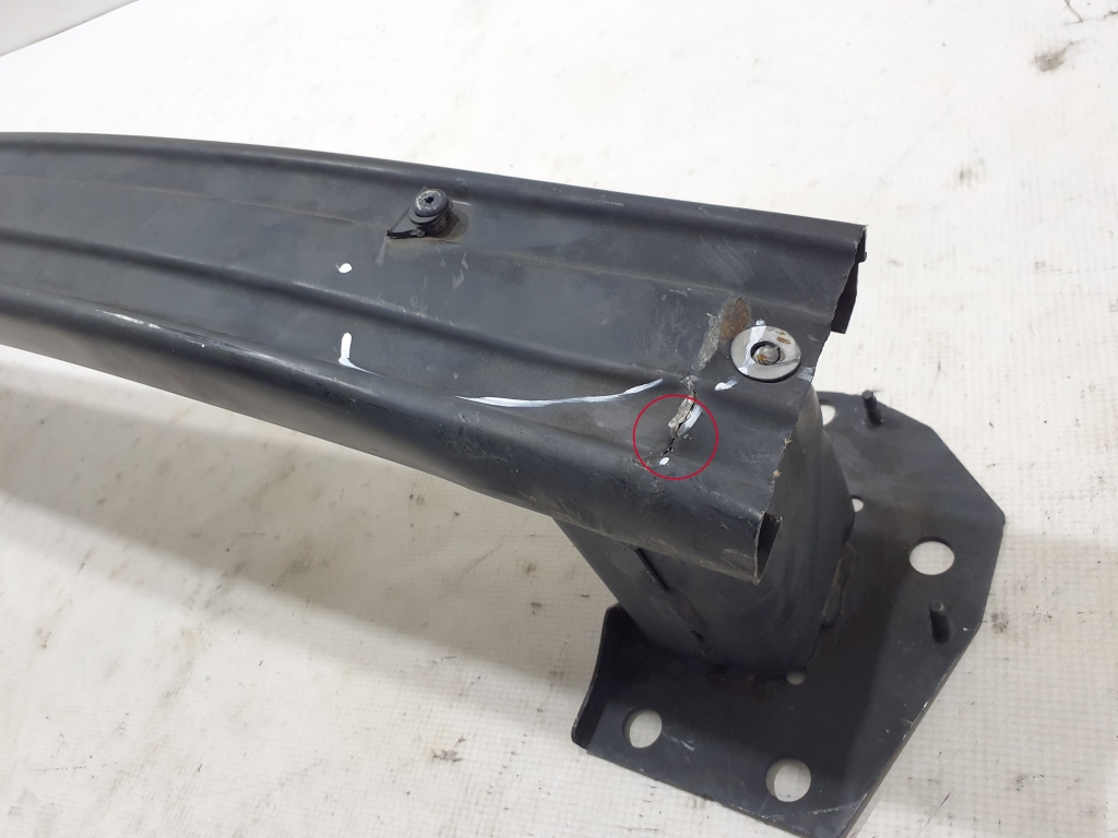 Used RENAULT Captur Front bumper beam 752103198R