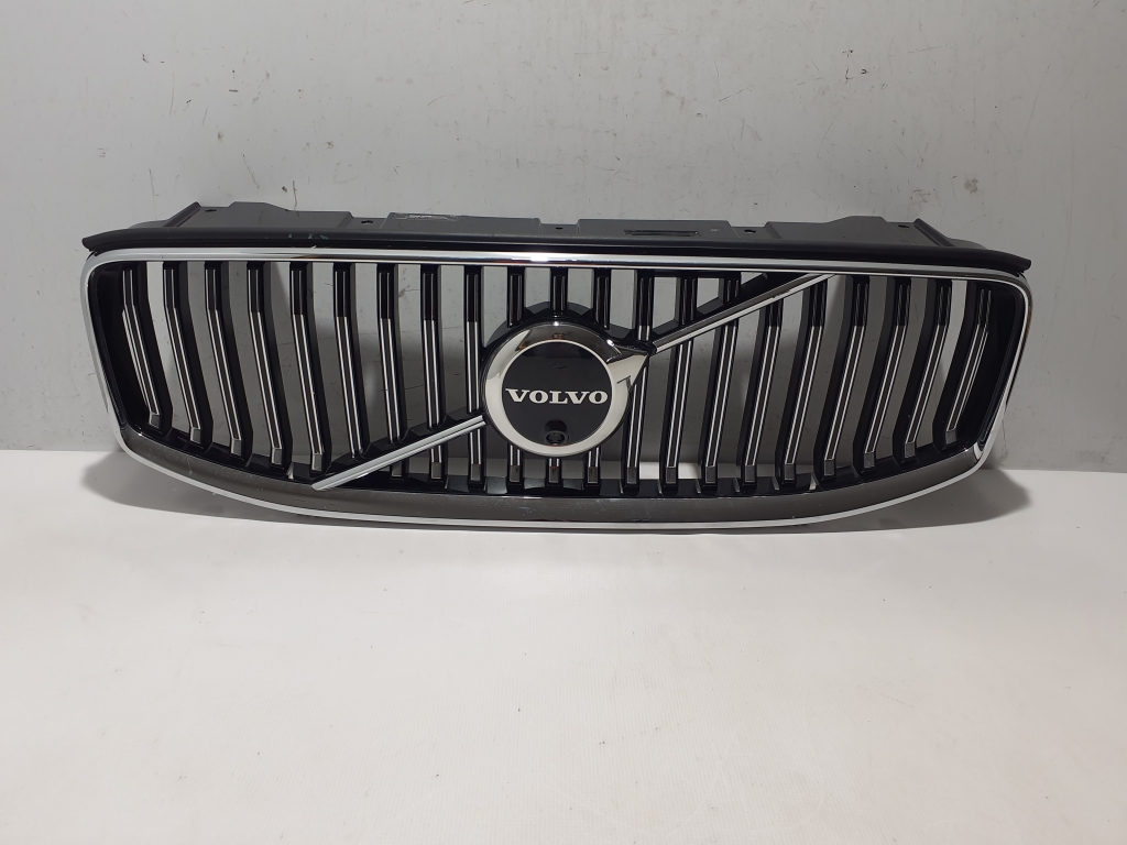 Used VOLVO XC60 Front grille 32291019