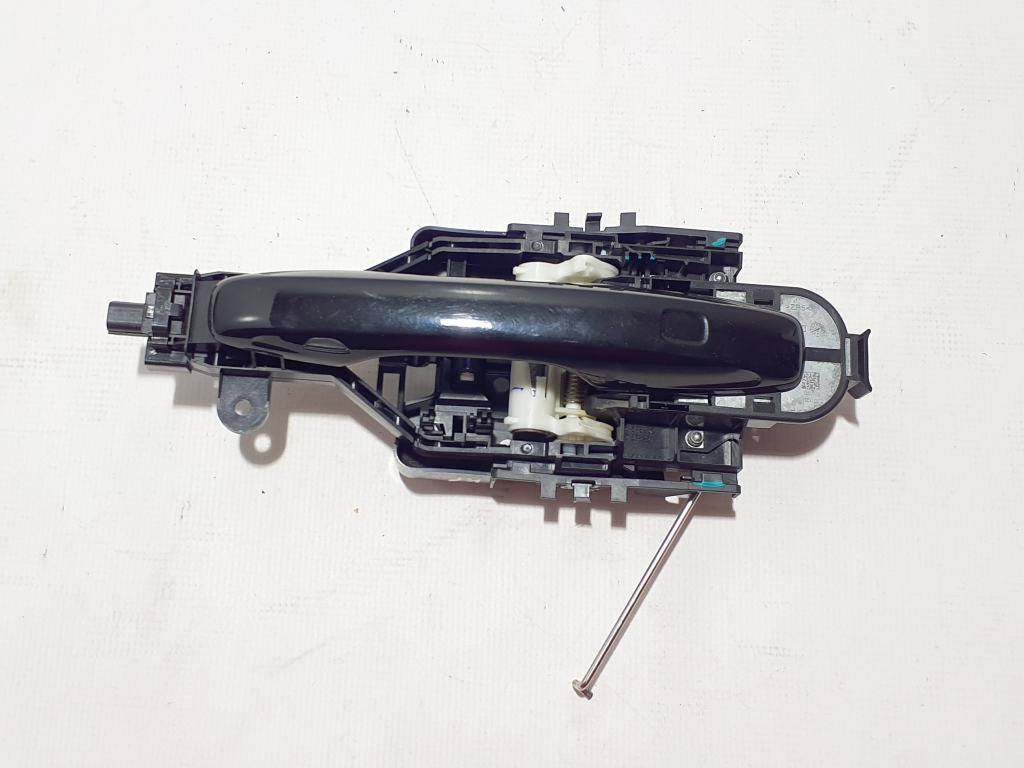 Used VOLVO S90 Front door external opening handle and its details