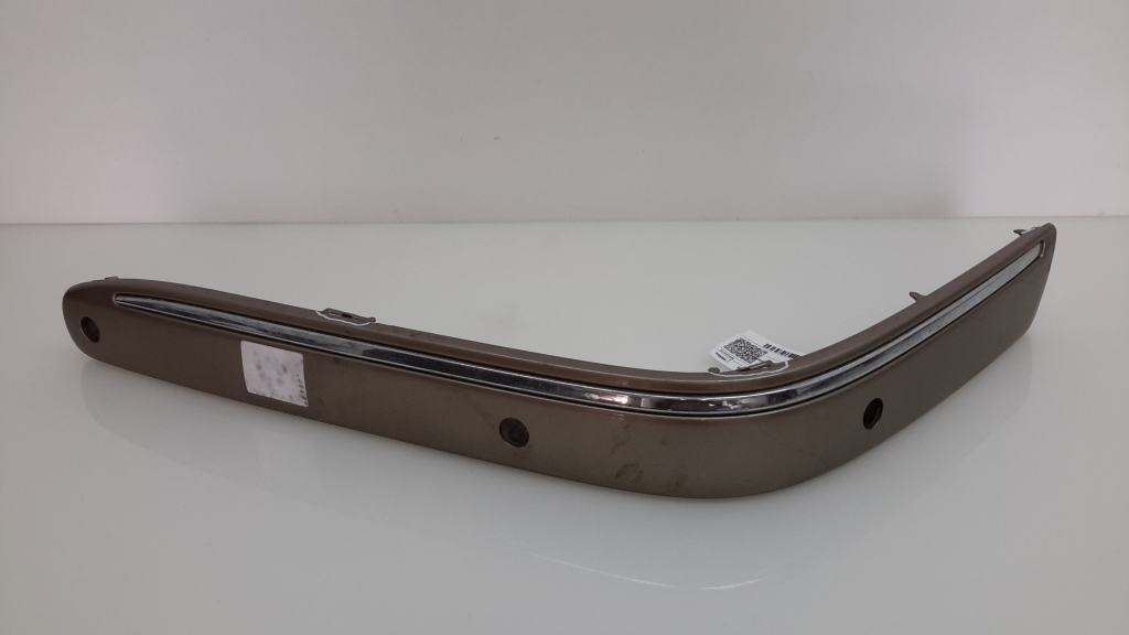 Used Mercedes Benz E-Class Front bumper trim strip A2108851521