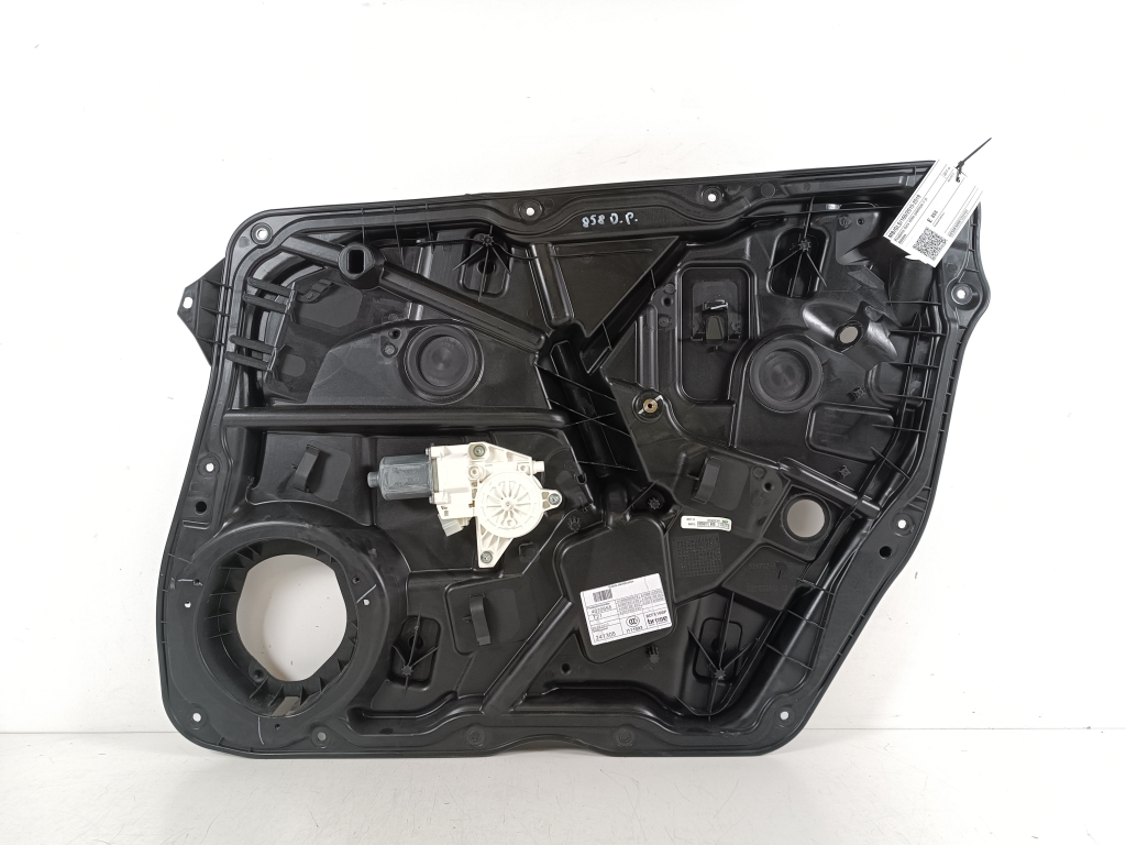 Used Mercedes Benz GLS Front door window lifter and its parts