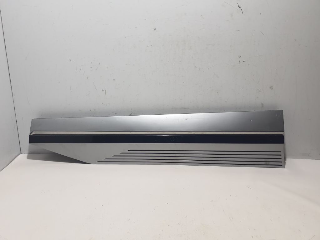 Used Hyundai IONIQ 5 Front door strip 87722GI100