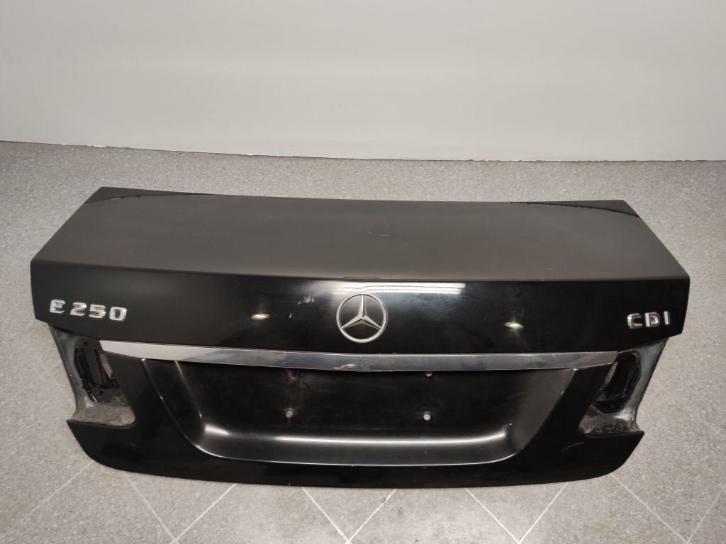 Used Mercedes Benz E-Class Tailgate A2127500275
