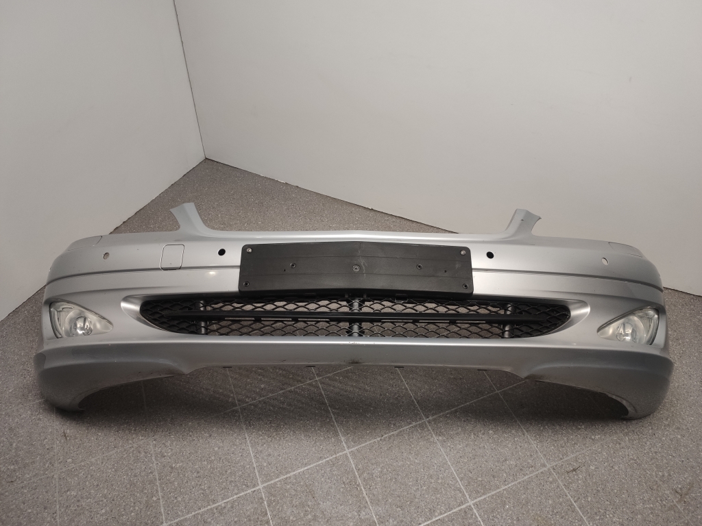 Used Mercedes Benz S-Class Front bumper and its parts (set) A2218800040
