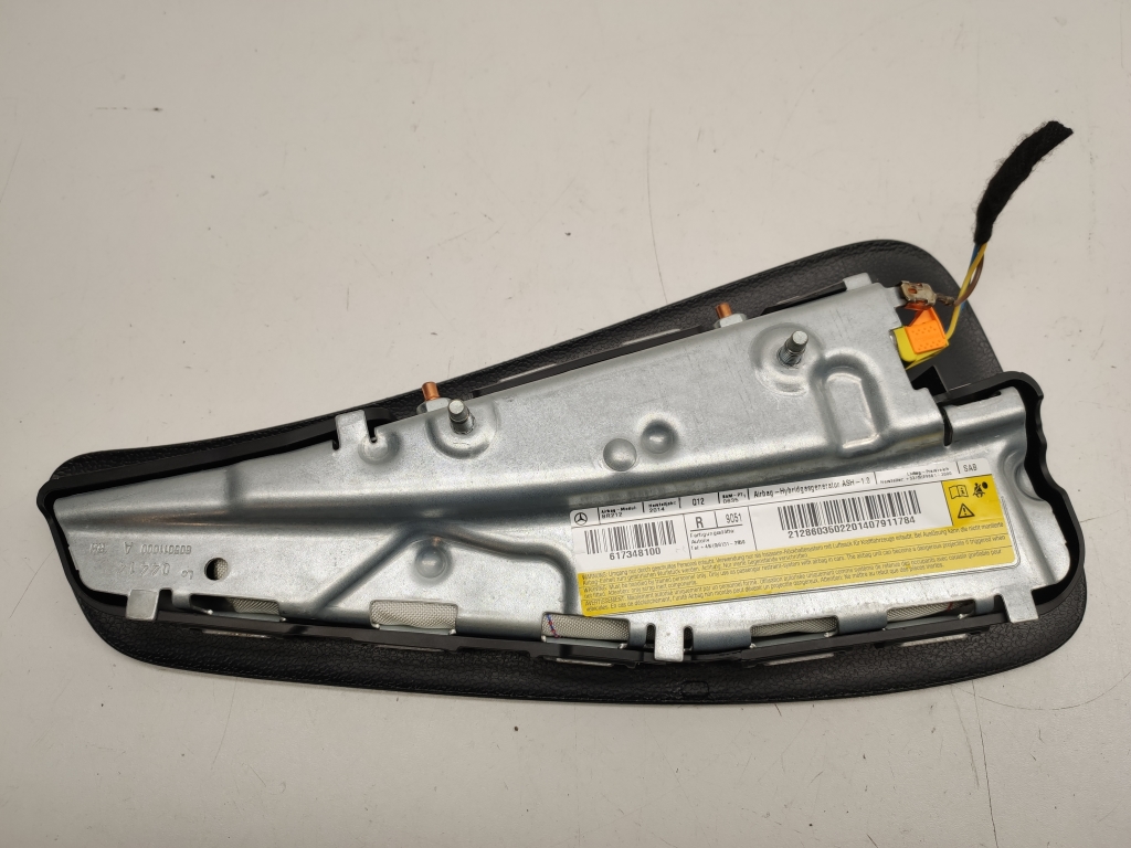 MERCEDES-BENZ E (W212) Front Right Seat Airbag SRS A2128603502 22326104 ...