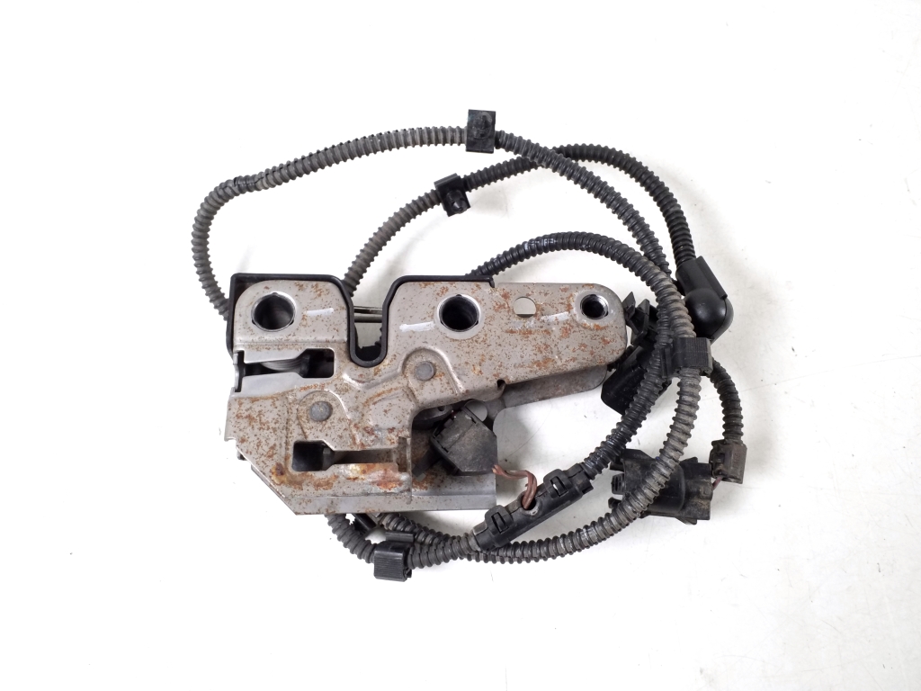 Used Volkswagen Transporter Engine cover lock 7H0823509A