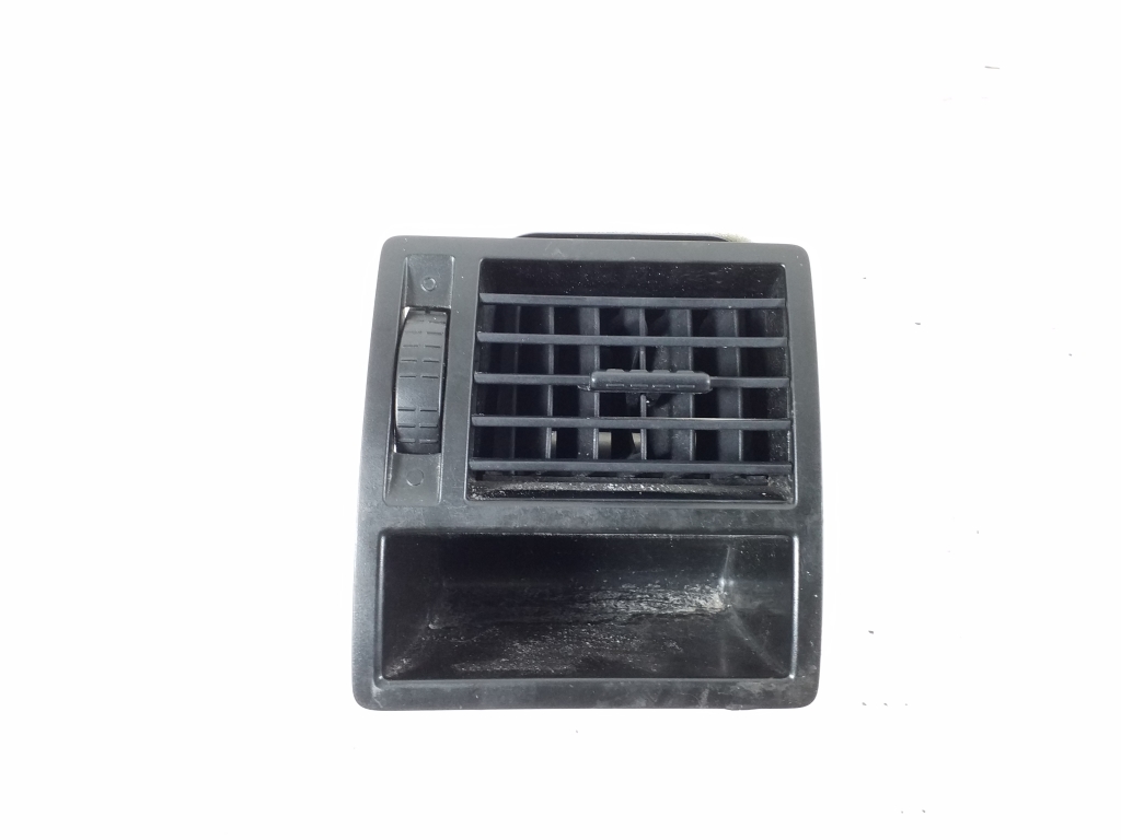 Used Volkswagen Transporter Interior panel ventilation grilles 7E0819204E