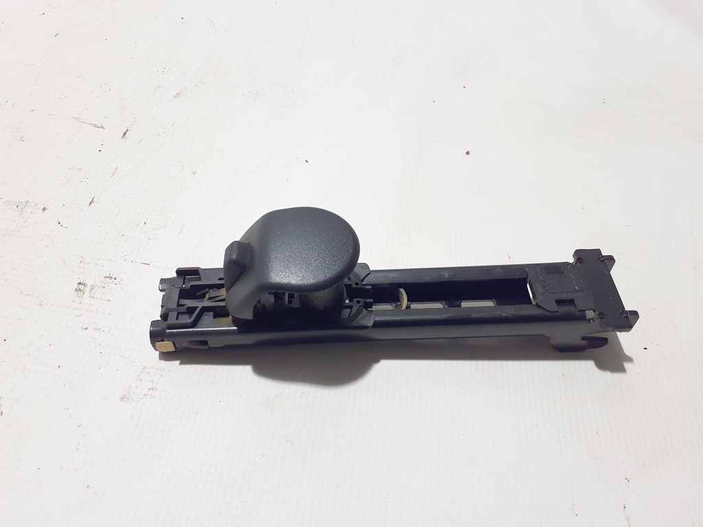 Used Mercedes Benz Vito Seat belt height adjuster A6398600188