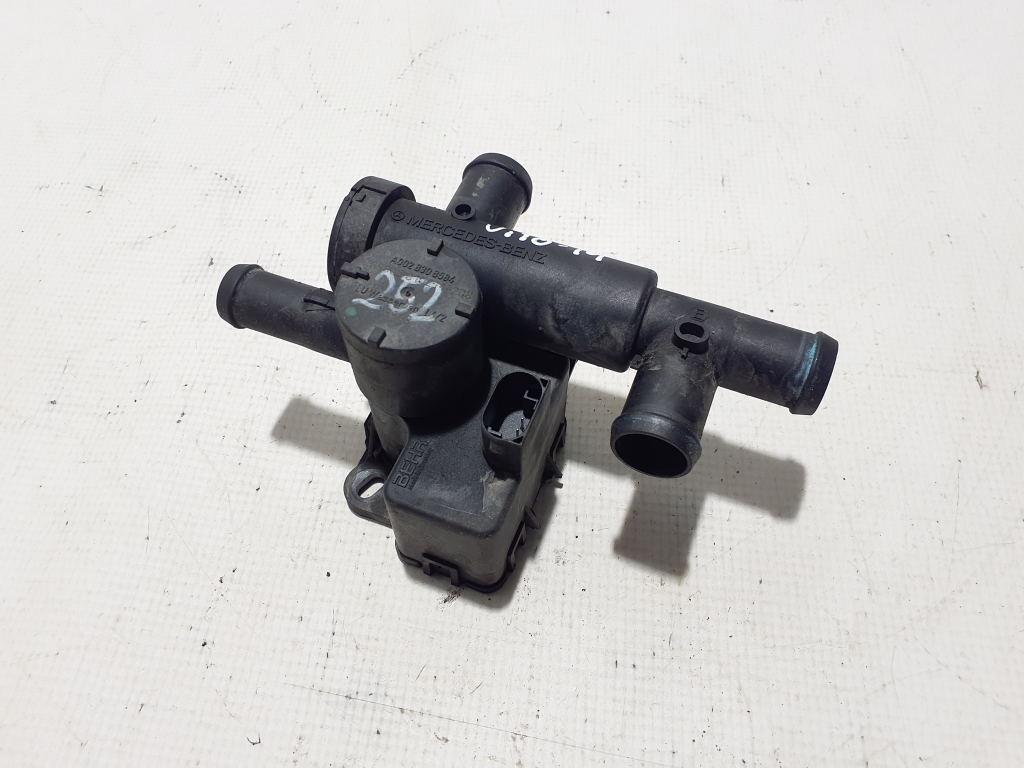 Used Mercedes Benz Vito Cabin shoulder valve A0028308584