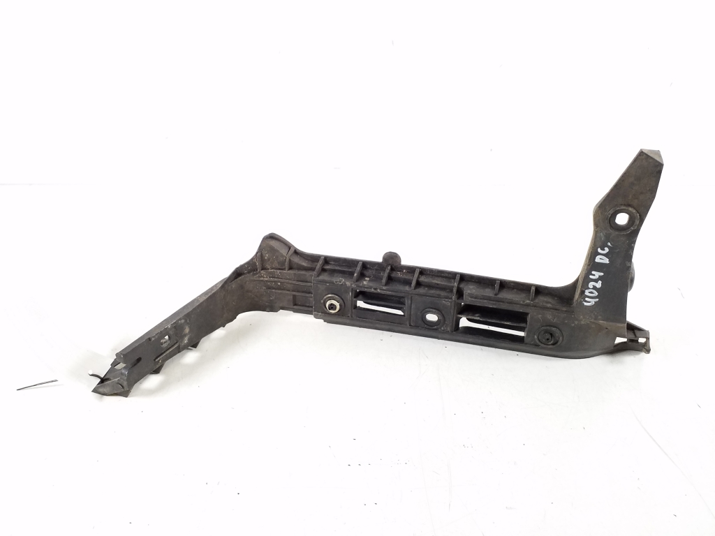 Used Volkswagen Transporter Rear bumper bracket 7H0807394C