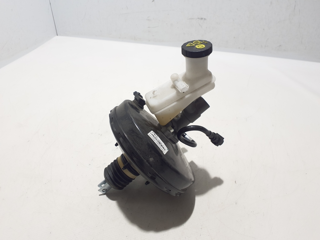 Used Dacia Spring Brake vacuum bladder 472106568R