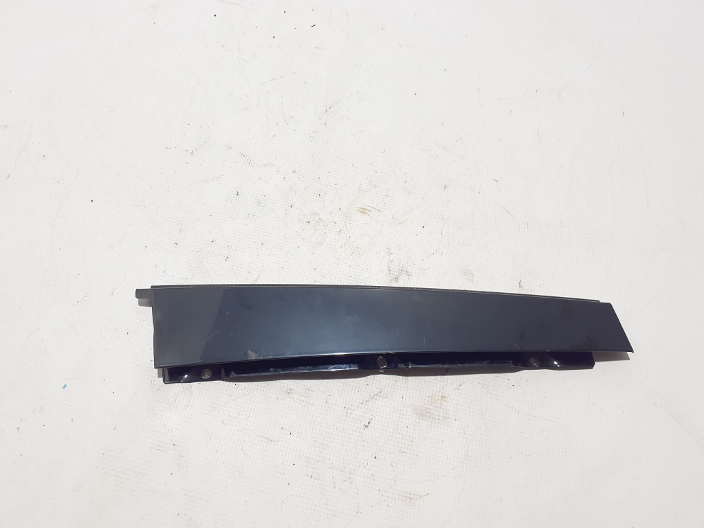 VOLVO XC70 II Rear Left Door Window Molding 30799057 22569720 - Used ...