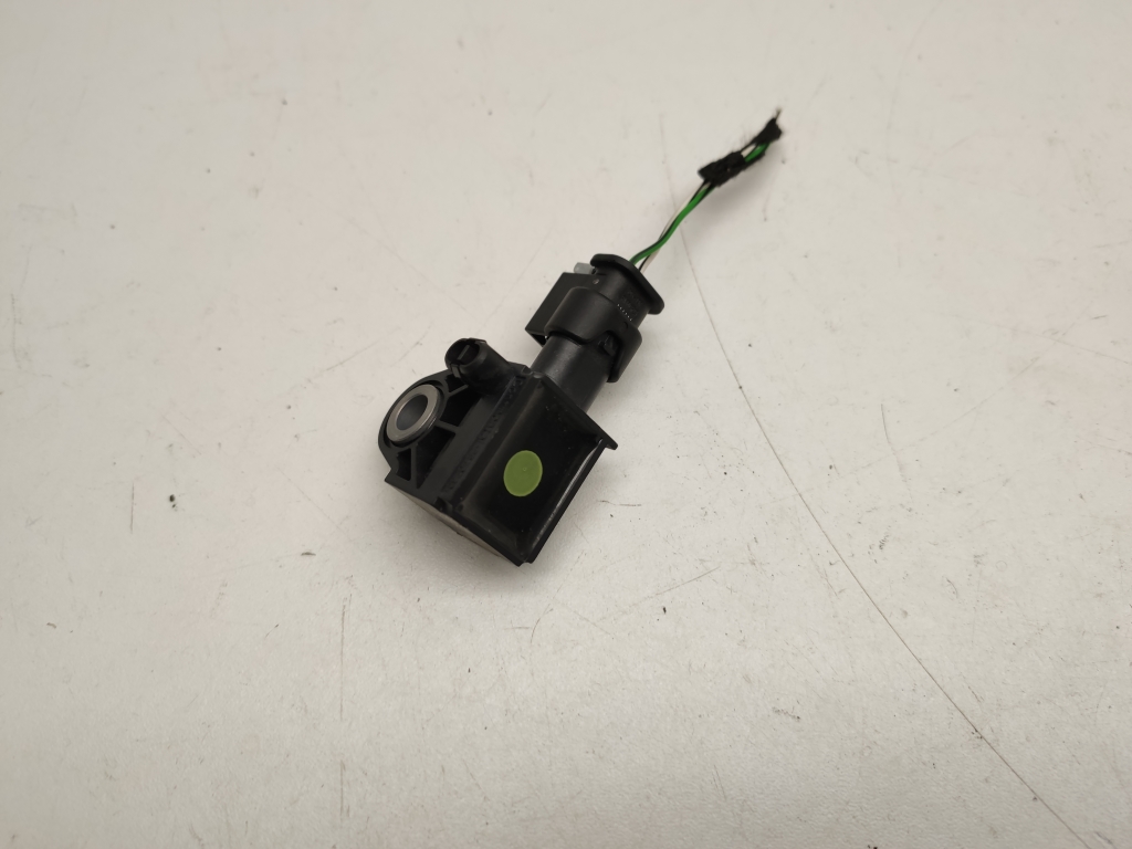 Used Mercedes Benz C-Class Airbag sensor A2229051400