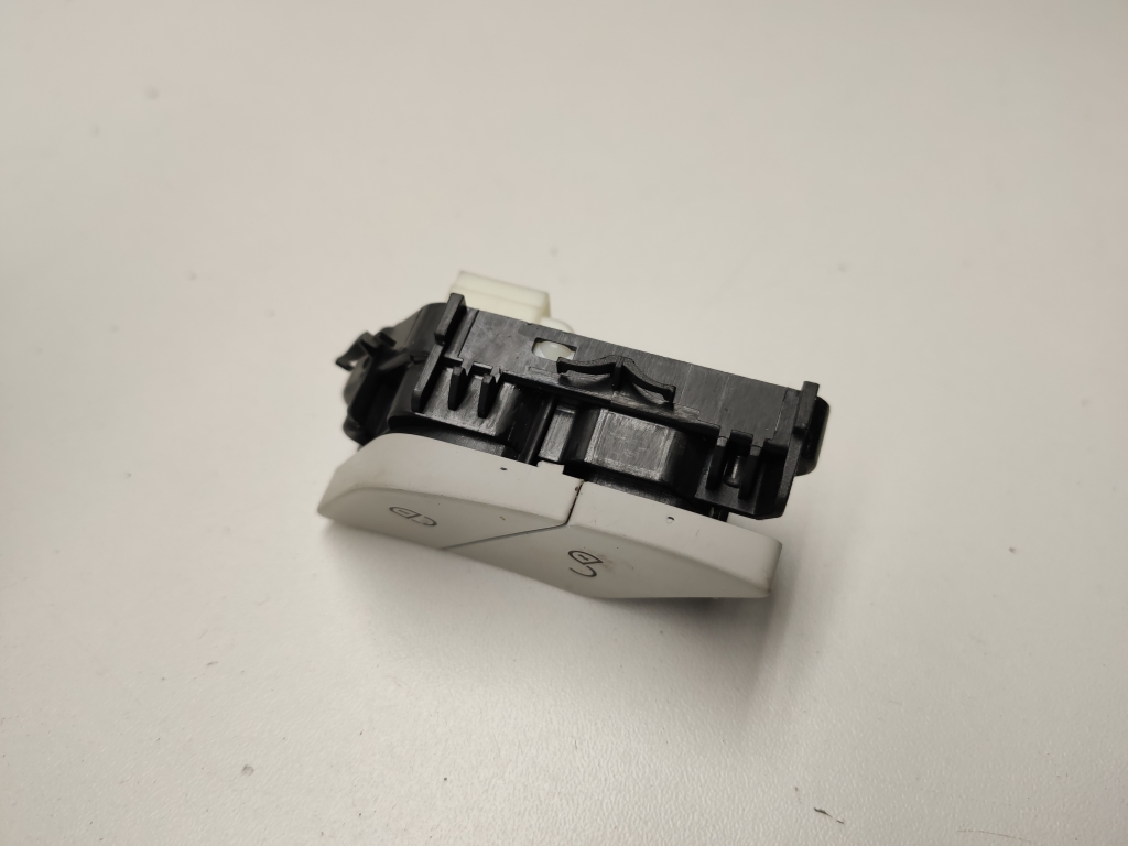 MERCEDES-BENZ C-Class W205/S205/C205 (2014-2023) Central locking switch ...