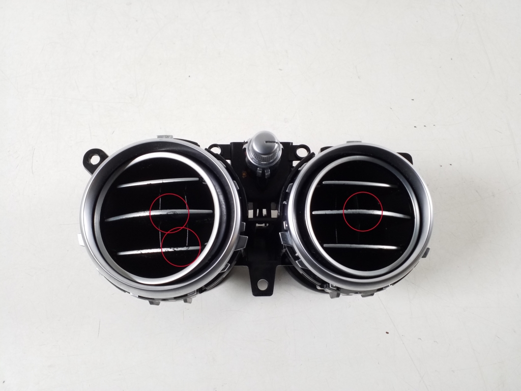 Used Mercedes Benz E-Class Interior panel ventilation grilles A2138307700