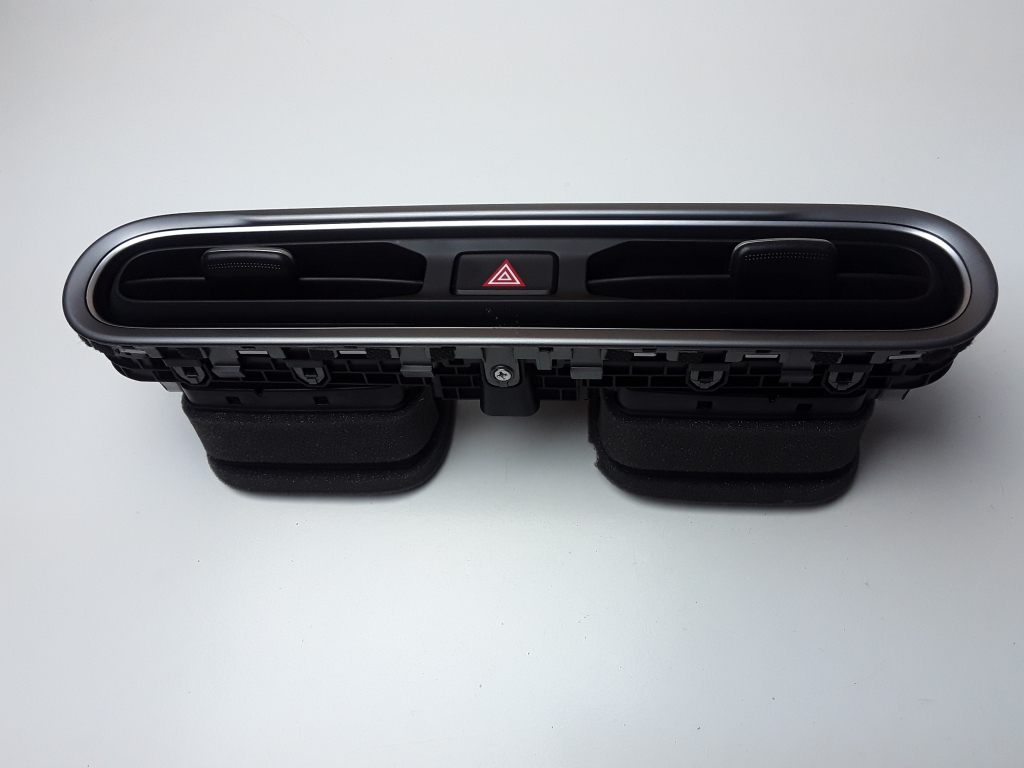 Used Hyundai Kona Interior panel ventilation grilles 97410J9AB0