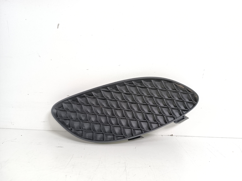 Used Mercedes Benz CLA-Class Front bumper fog lamp cover A1178852400