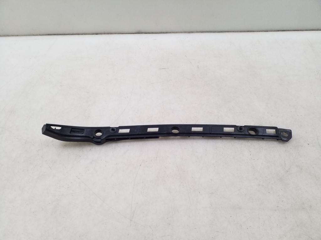 Used Mercedes Benz CLA-Class Rear bumper bracket A1178850321