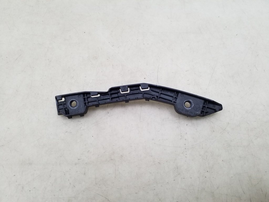 Used Mercedes Benz GLE-Class Front bumper bracket A1678853000