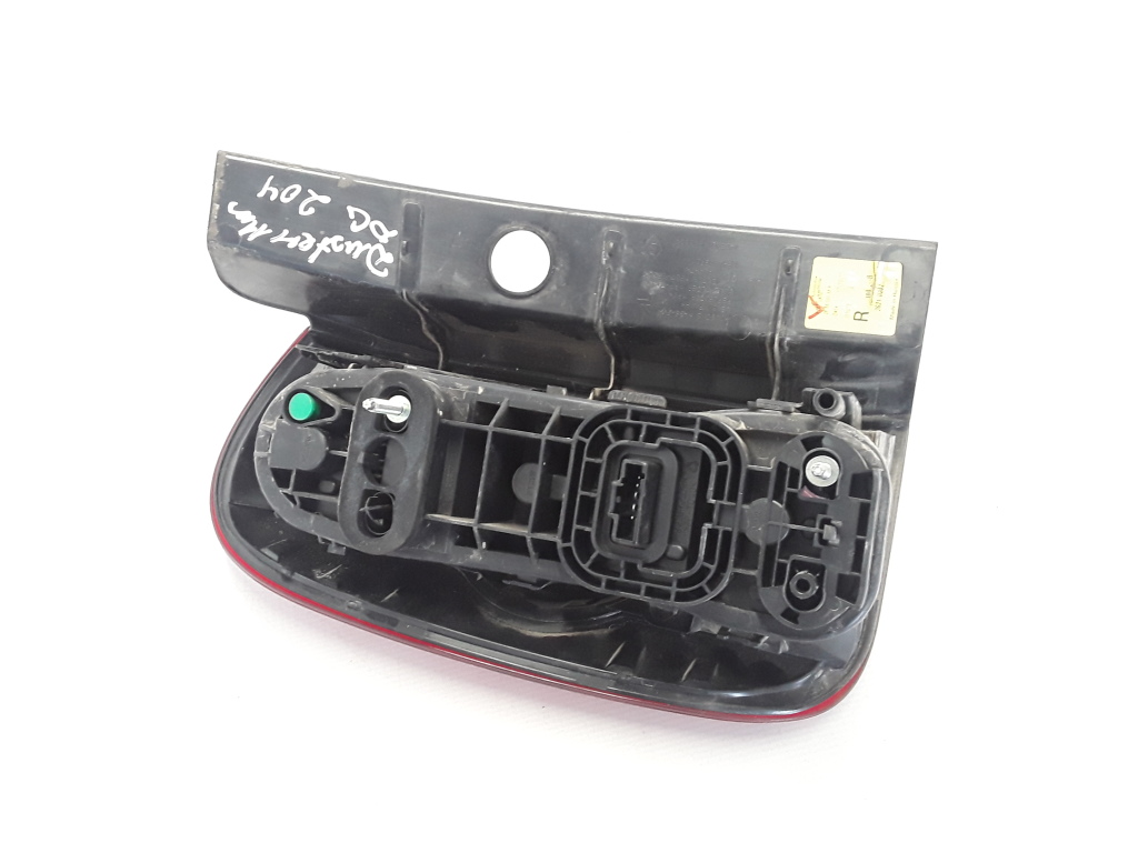 Used Dacia Duster Rear corner lamp 265500033R