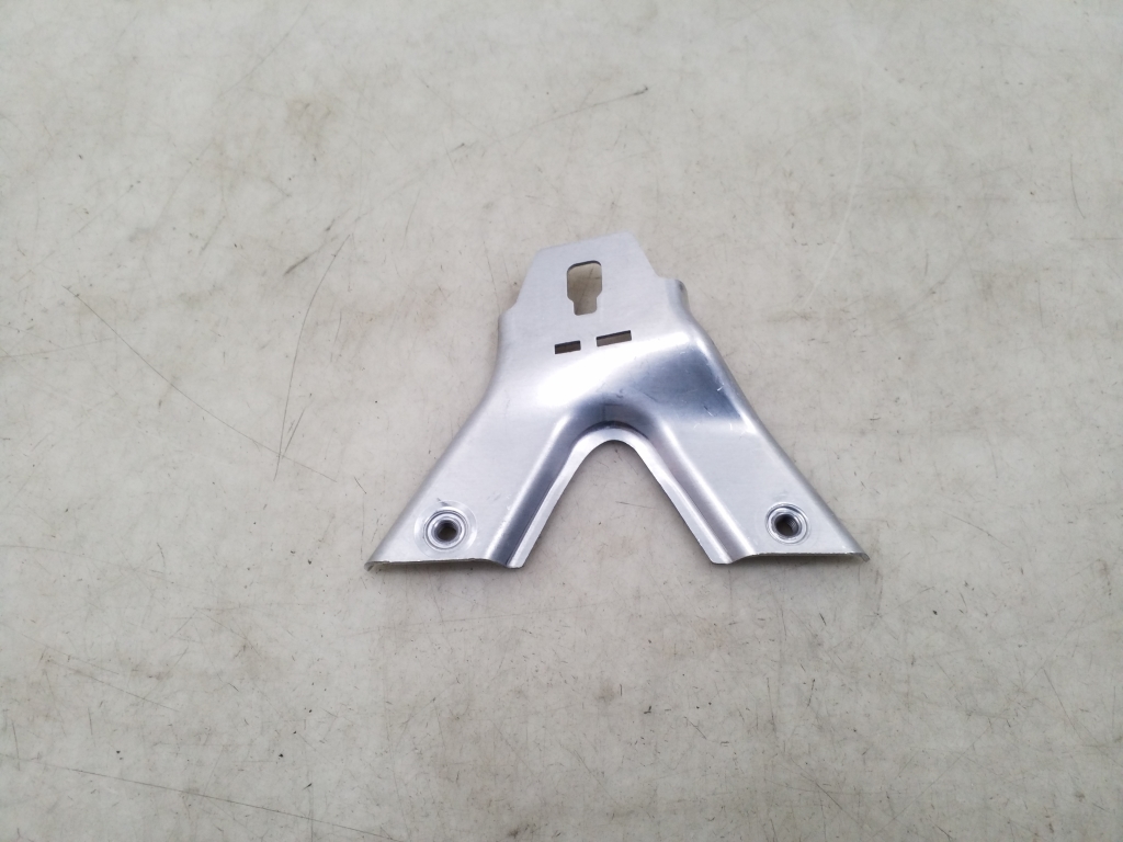 Used Mercedes Benz E-Class Other detail of the front frame A2536200700