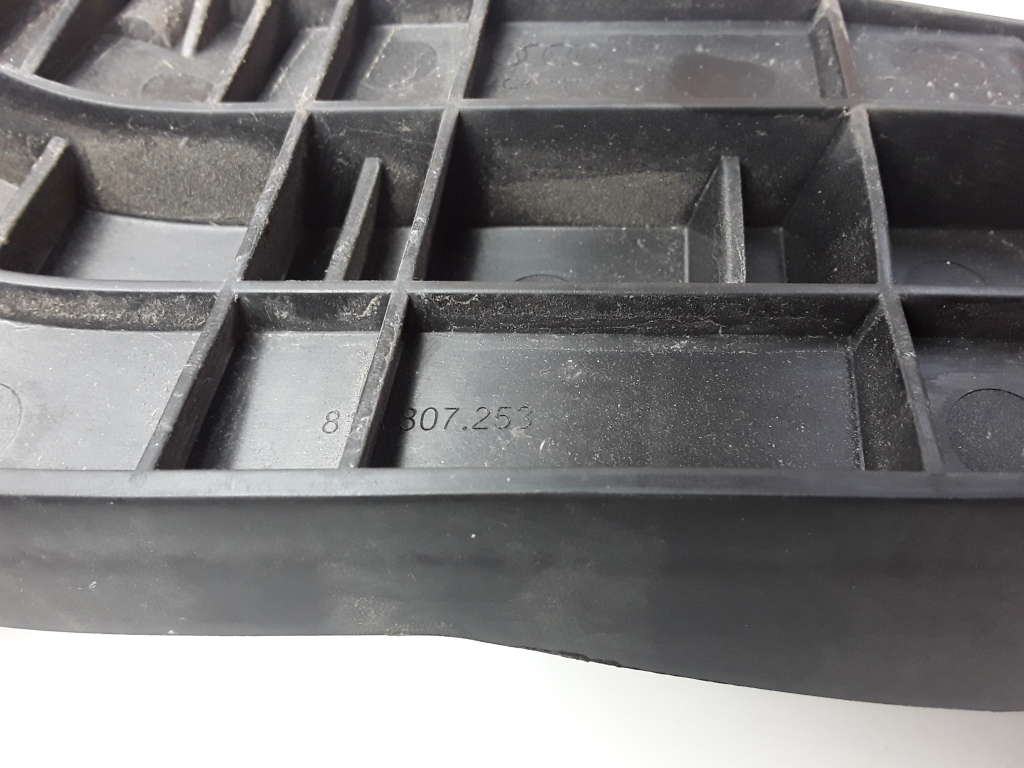 Used AUDI Q2 Rear bumper bracket 81A807253