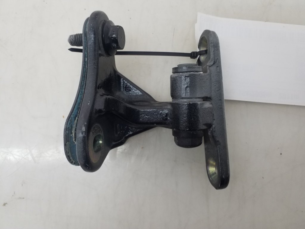 Used Mercedes Benz ML-Class Front door top hinge A2517201337
