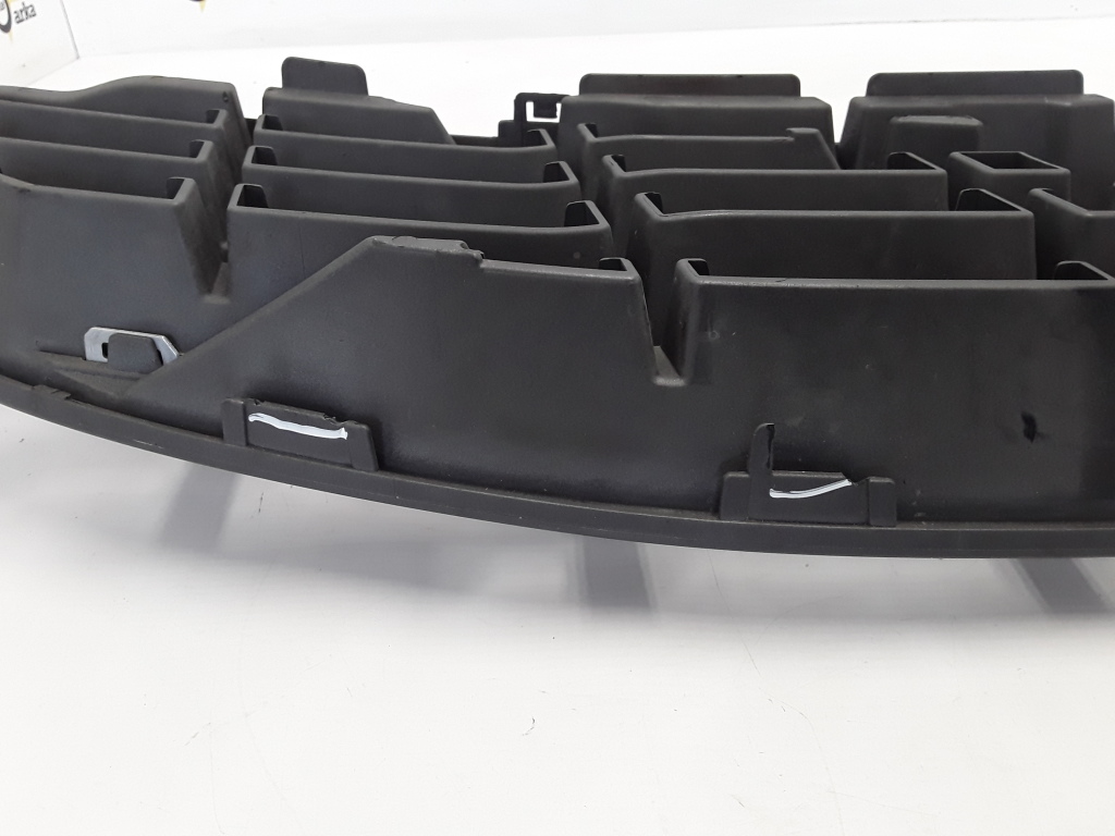 Used VOLVO XC60 Front grille 31333833