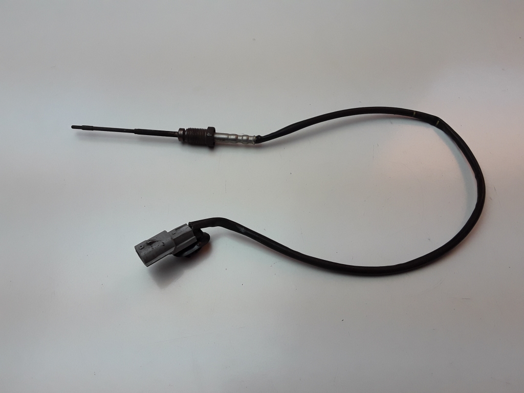 Used RENAULT Megane Muffler temperature sensor 226401632R