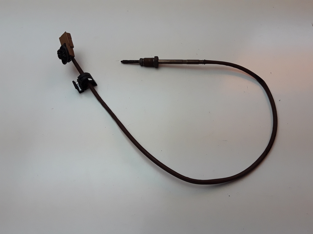 Used RENAULT Megane Muffler temperature sensor 226408209R