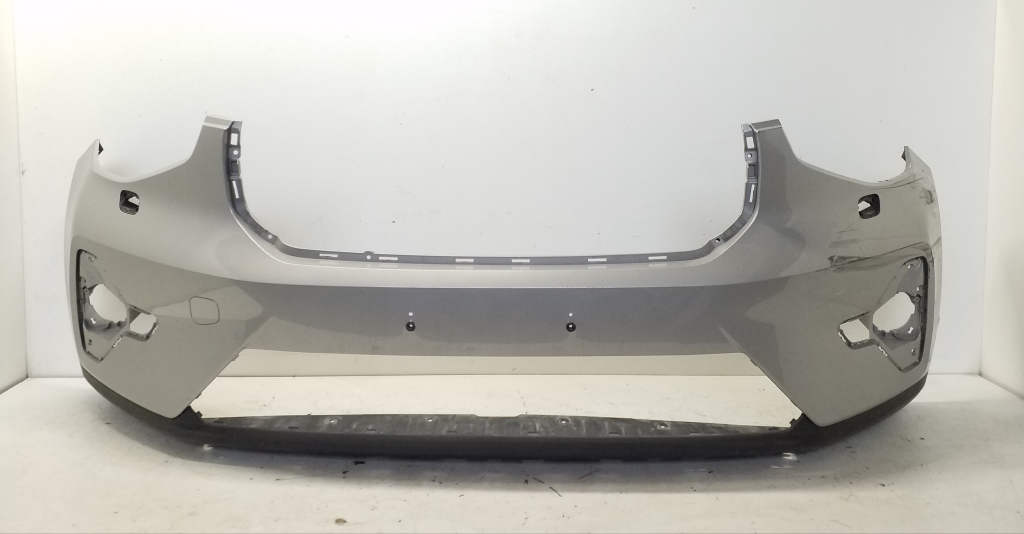 Used VOLVO C 40 Front bumper 31690933