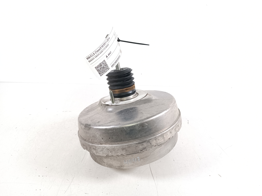 Used Mercedes Benz CLS-Class Brake vacuum bladder and its parts