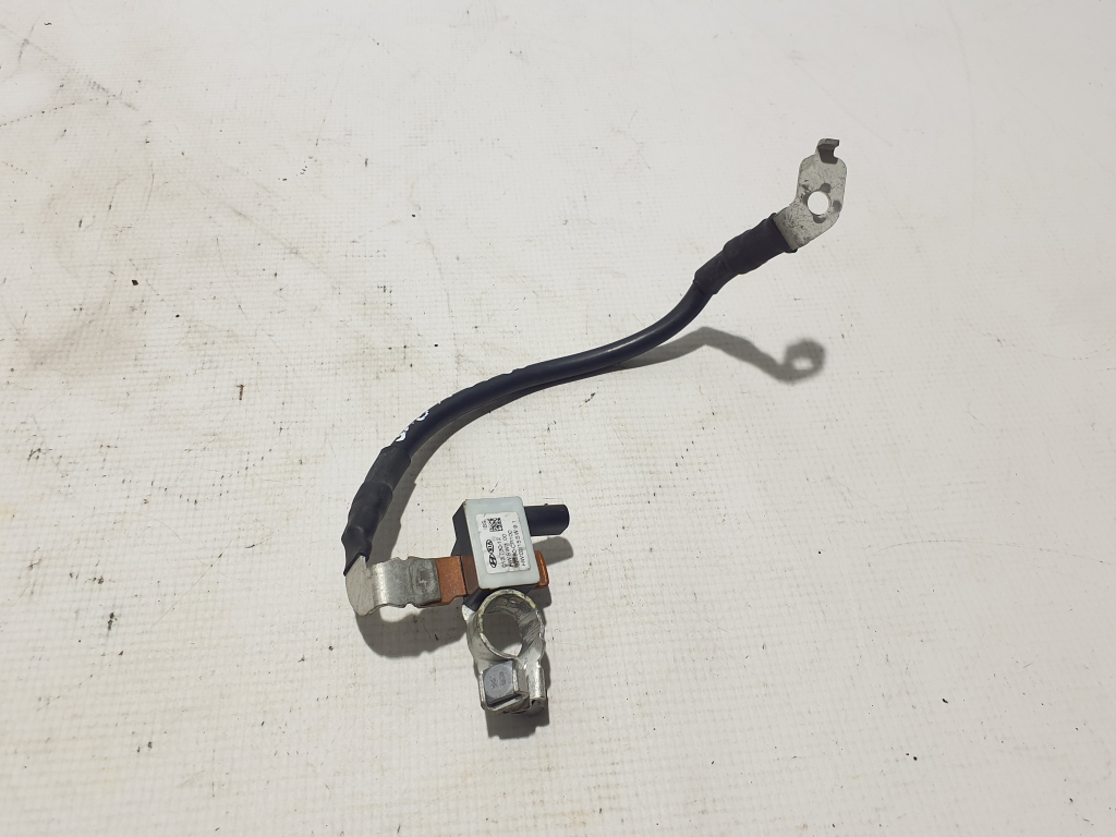 Used Kia XCEED Minus wire terminal 37180CR100