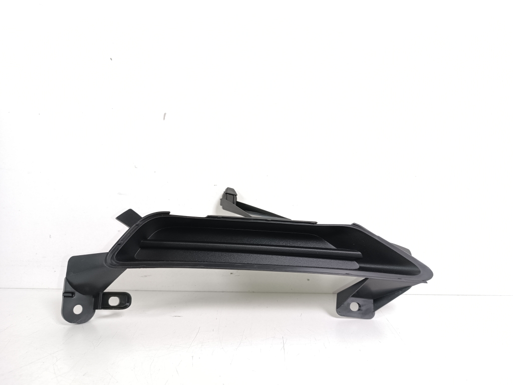 Used VOLVO XC90 Front bumper lower grille 31455309