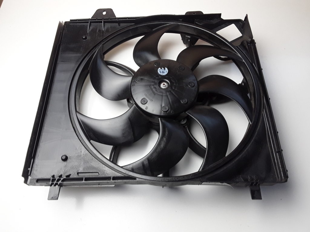 Used Opel Corsa Cooling fan and its parts 9823959280