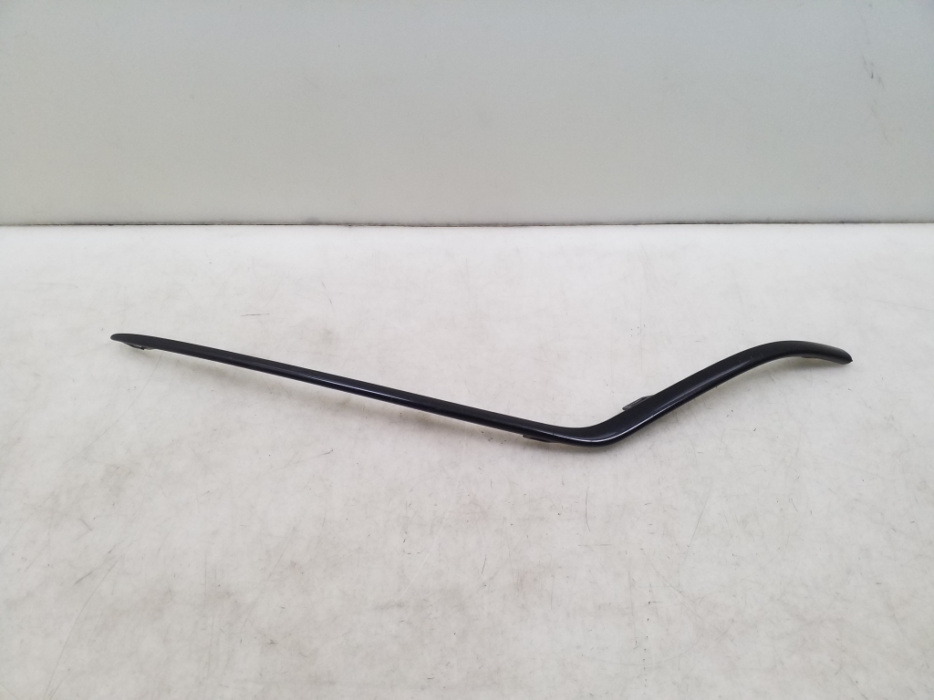 Used Mercedes Benz GLE-Class Front bumper trim strip A1678855605