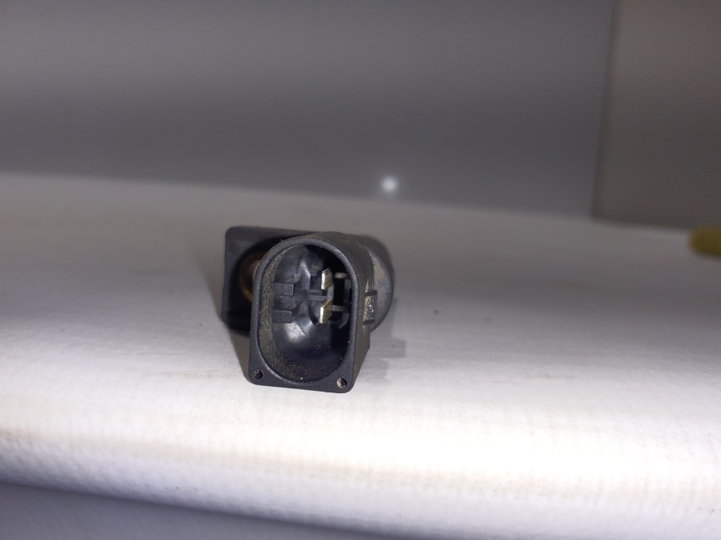 Used Mercedes Benz Vito Shaft position sensor A0031532828