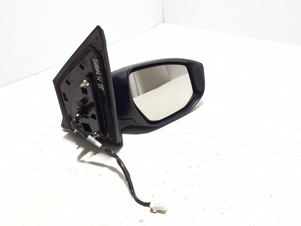 Used NISSAN Pulsar Side mirror and its details 963013ZP0B