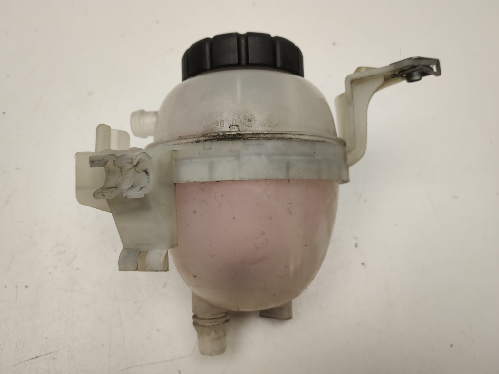 Used Mercedes Benz C-Class Tank for coolant A2225000549