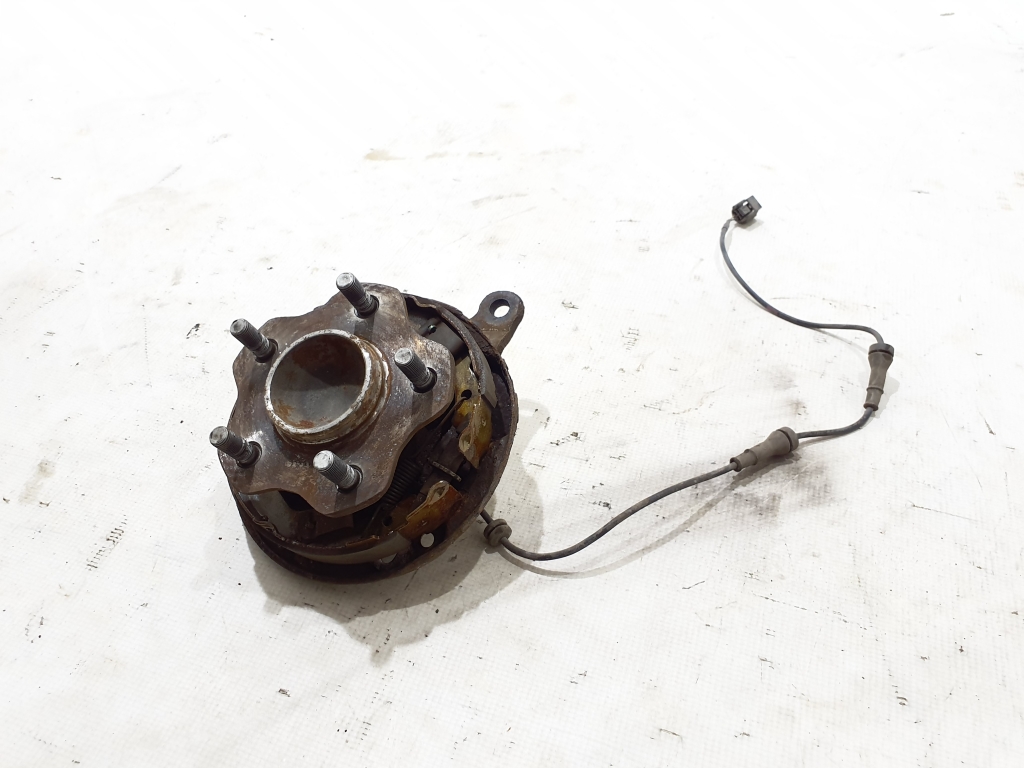 Used NISSAN Pulsar Rear hub 432023ZL0A
