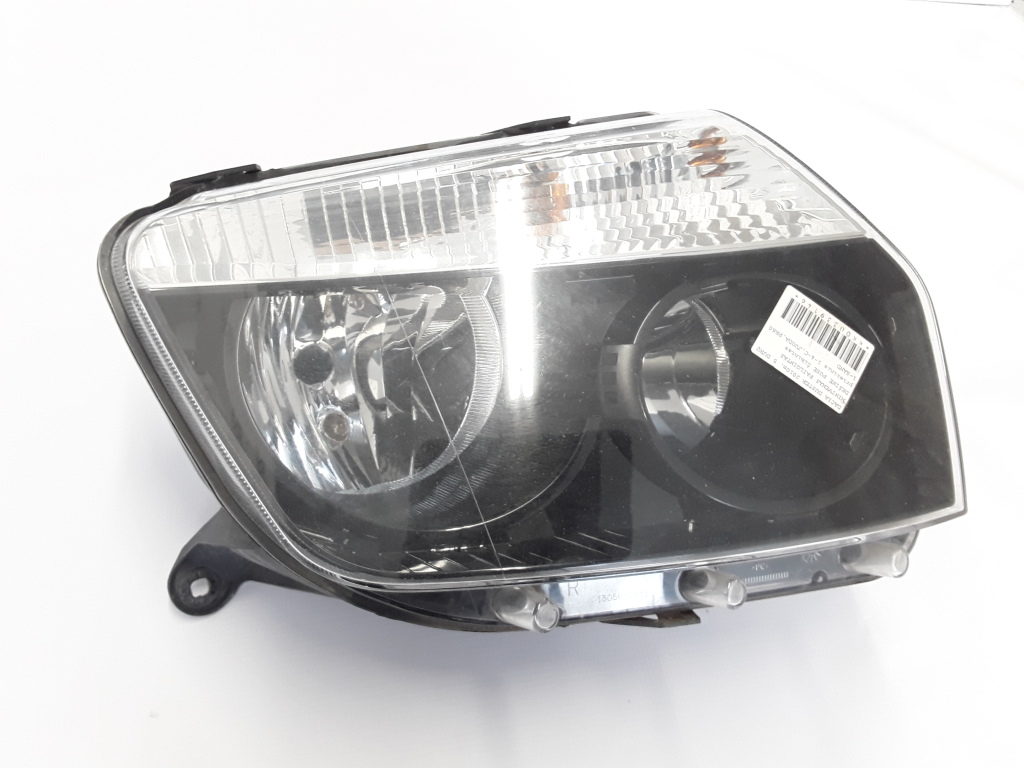 Used Dacia Duster Headlights 260101891R