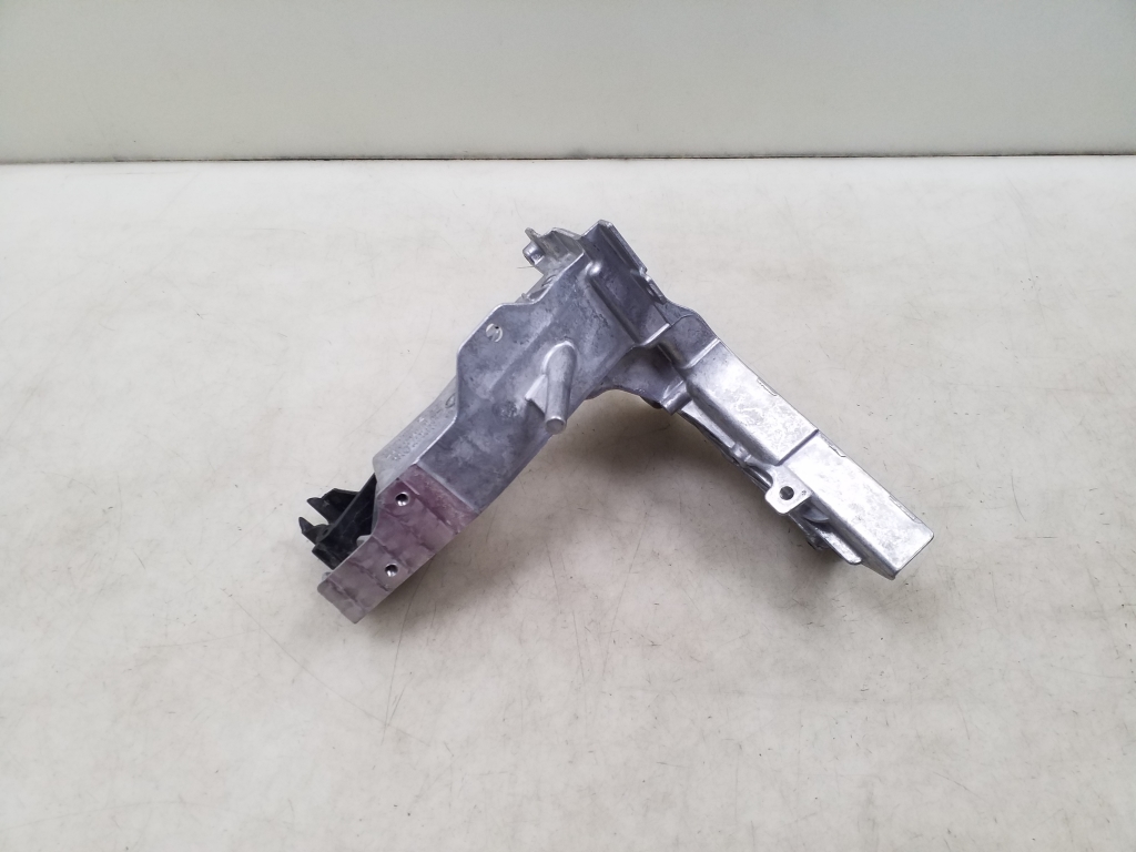 Used Mercedes Benz E-Class Other detail of the front frame A2536210700